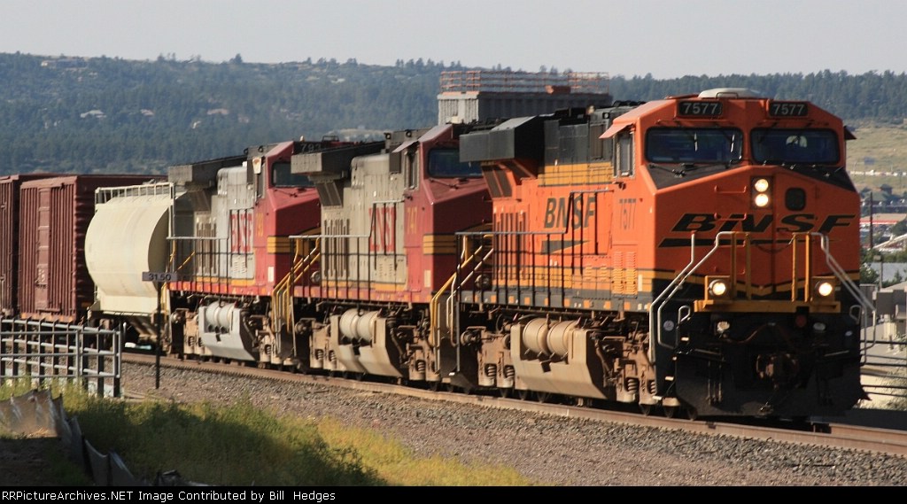 BNSF 7577
